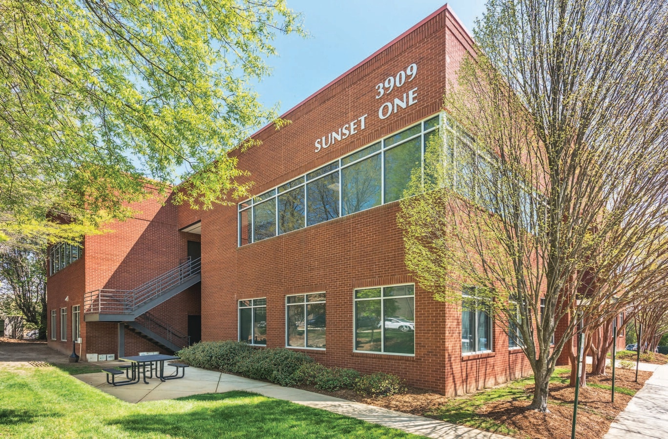 3909 Sunset Ridge Rd, Raleigh, NC 27607 - Sunset Ridge Raleigh | LoopNet