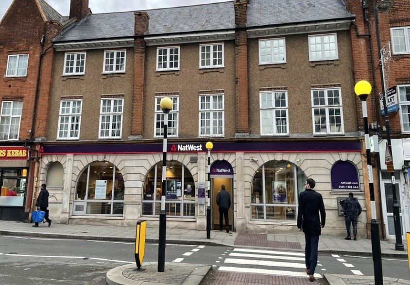 209 Lower Addiscombe Rd, Croydon, CR0 6RB | LoopNet