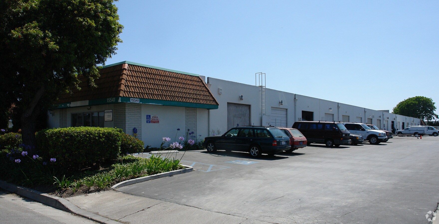 15541 Producer Ln, Huntington Beach, CA 92649 | LoopNet