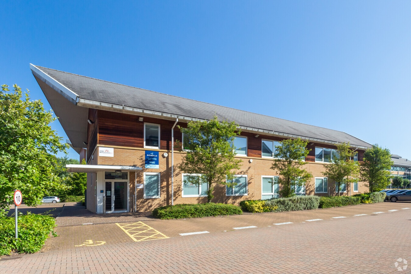 Opal Dr, Milton Keynes, MK15 0DF | LoopNet