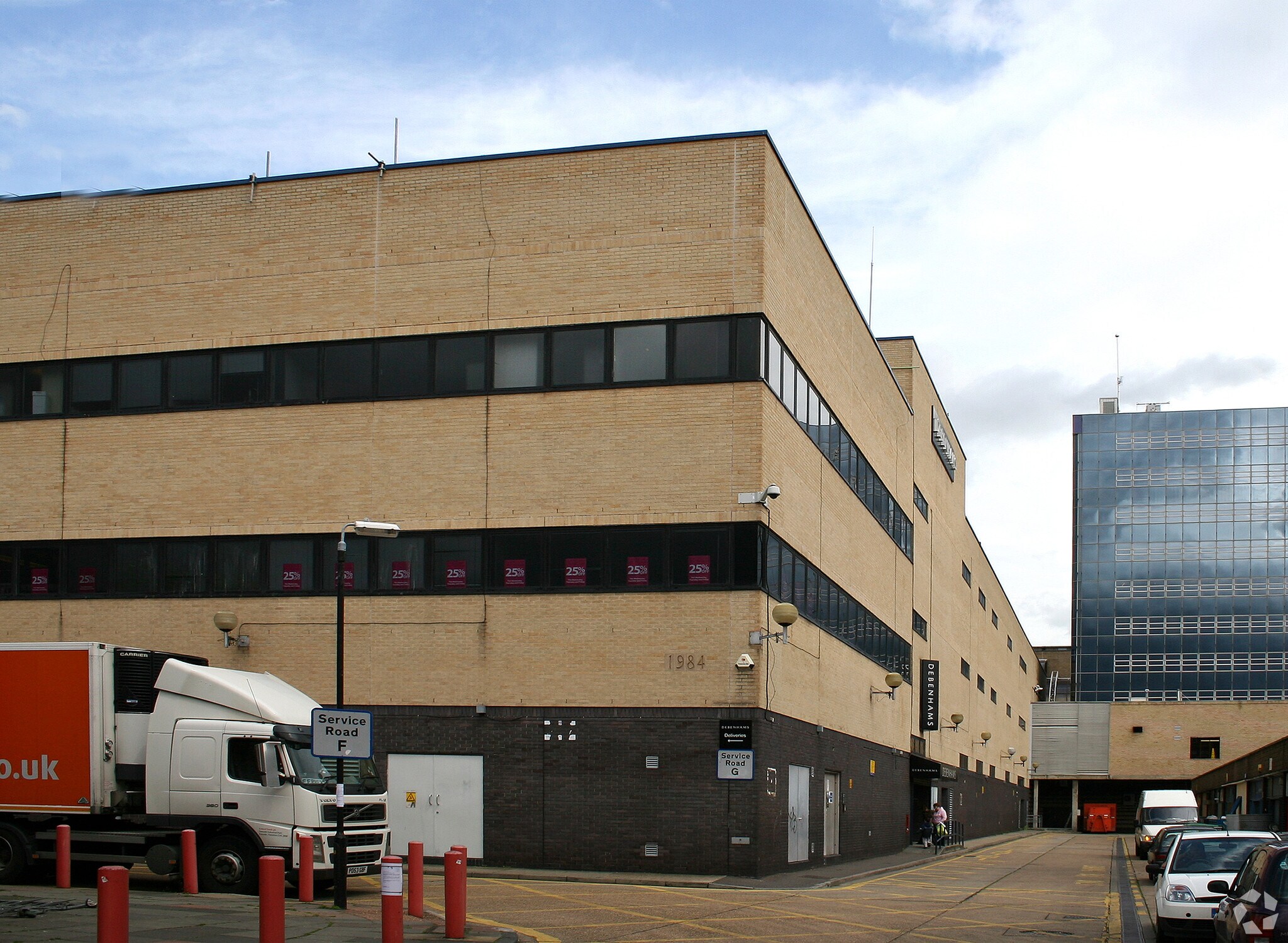 Eastgate, Basildon, SS14 1EB - The Galleries | LoopNet