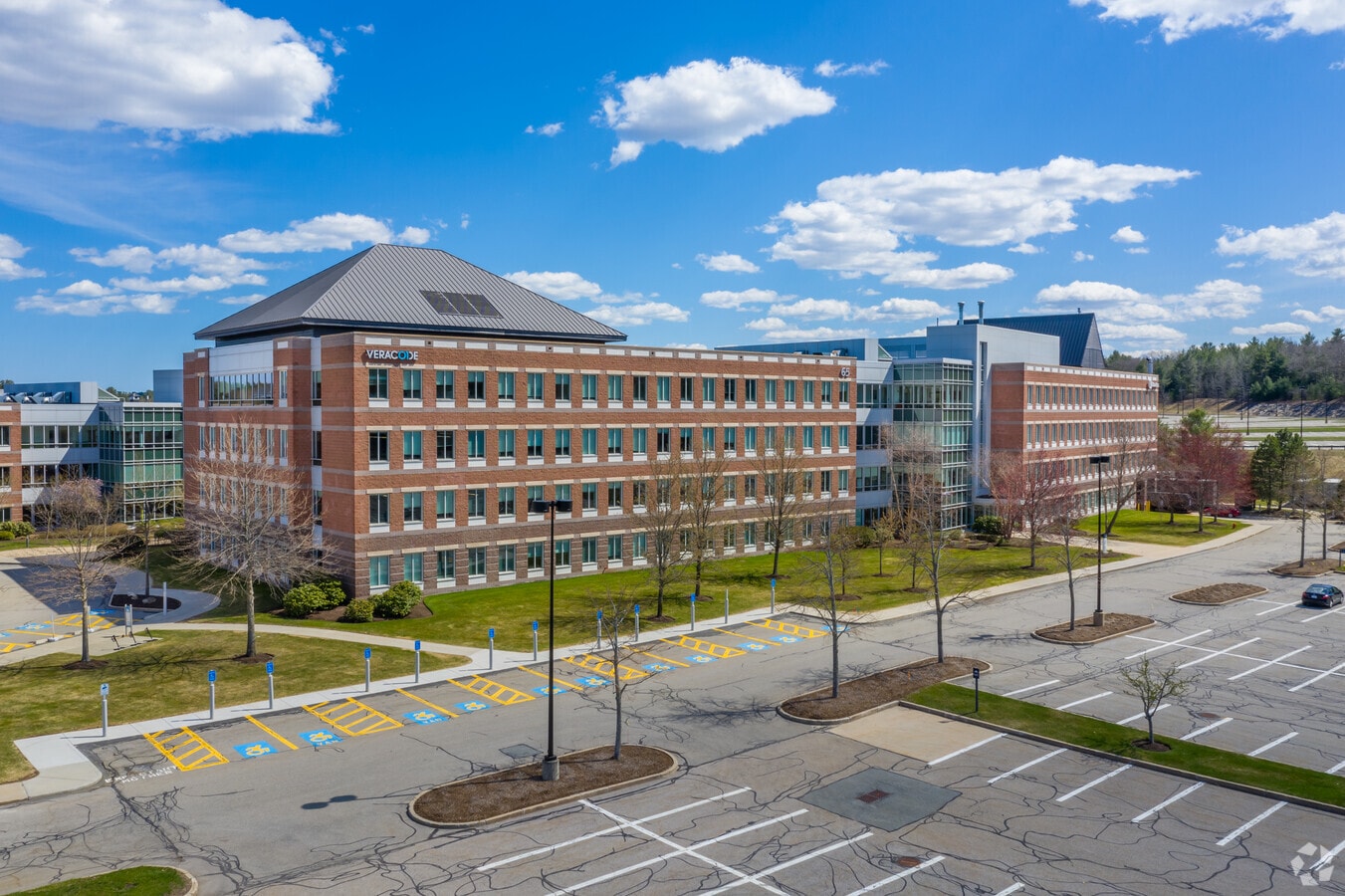 65 Blue Sky Dr, Burlington, MA 01803 | LoopNet
