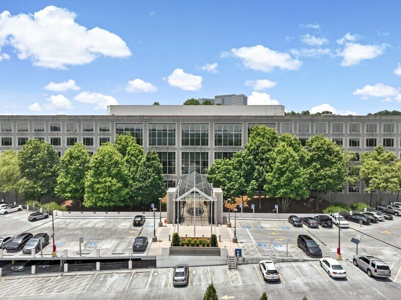 1301 International Pky, Sunrise, FL 33323 - Lake Shore Plaza | LoopNet