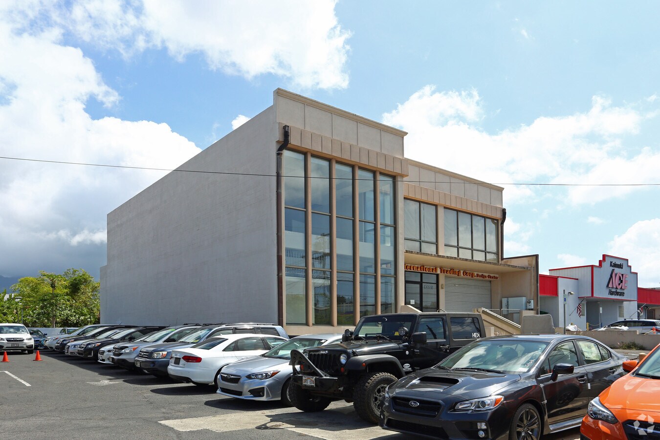 3368 Waialae Ave, Honolulu, HI 96816 | LoopNet