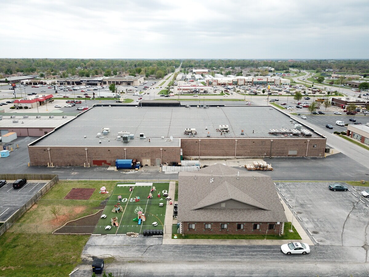 1707 W Battlefield St, Springfield, MO 65807 | LoopNet