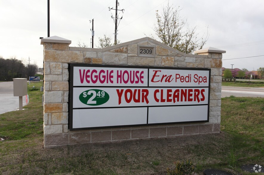 2319 S Goliad St, Rockwall, TX 75032 | LoopNet