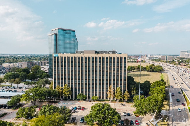 JLL - Dallas Commercial Listings & Brokers | LoopNet
