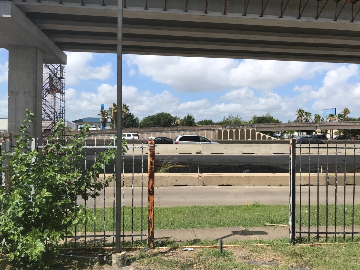 6701 Gulf Fwy, Houston, TX 77087 | LoopNet