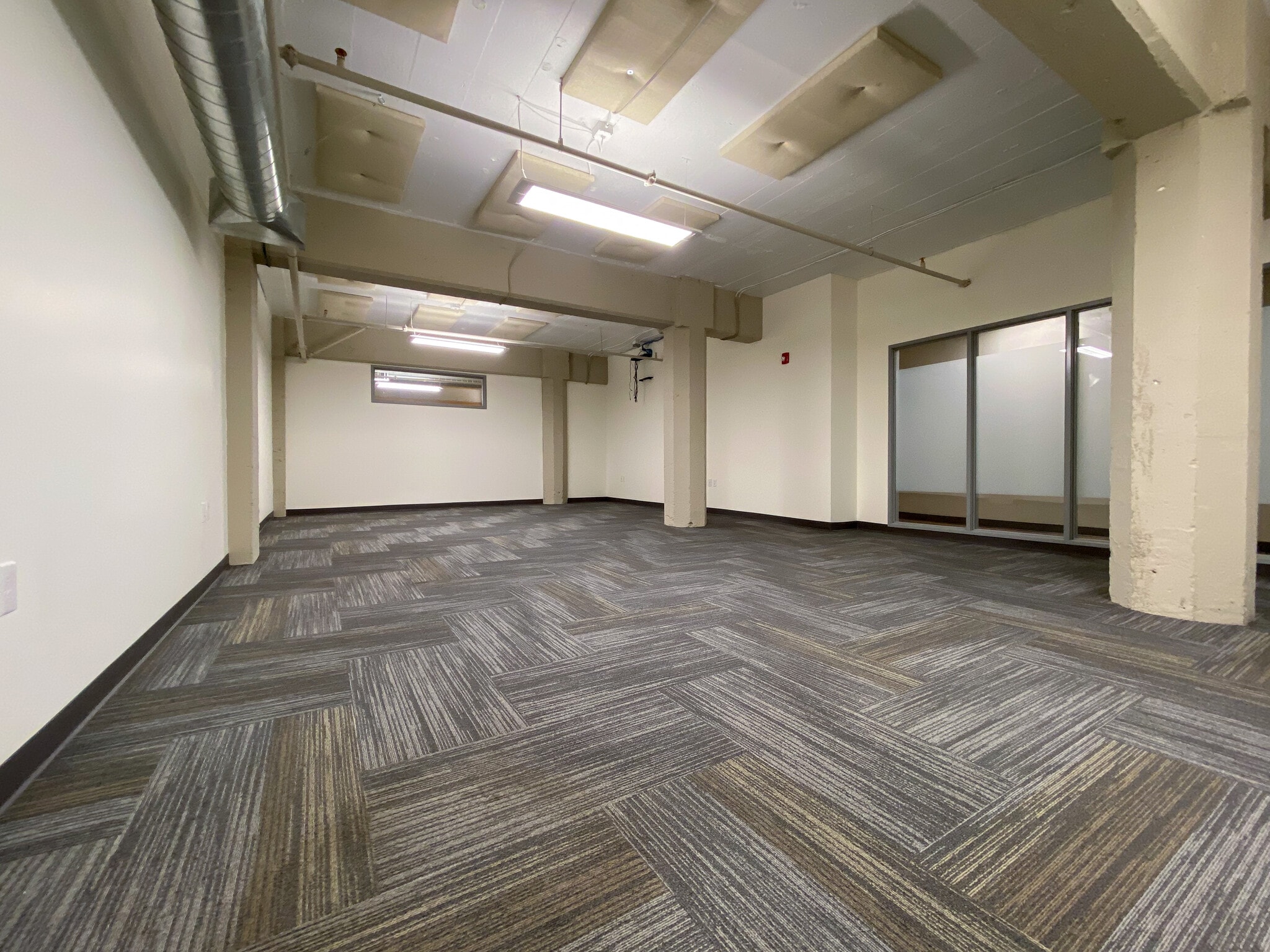 80 SE Madison St, Portland, OR 97214 - The Waterman Building | LoopNet