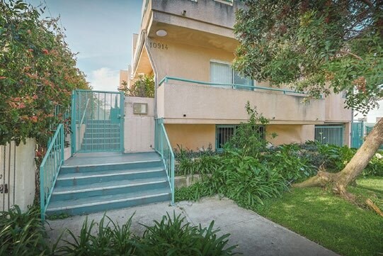 10914 Camarillo St, North Hollywood, CA 91602 | LoopNet