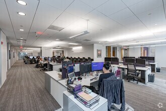 1301 International Pky, Sunrise, FL 33323 - Lake Shore Plaza | LoopNet