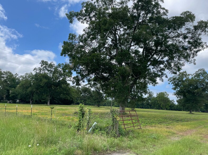 1746 Mendel Rivers Rd, Saint Stephen, SC 29479 | LoopNet