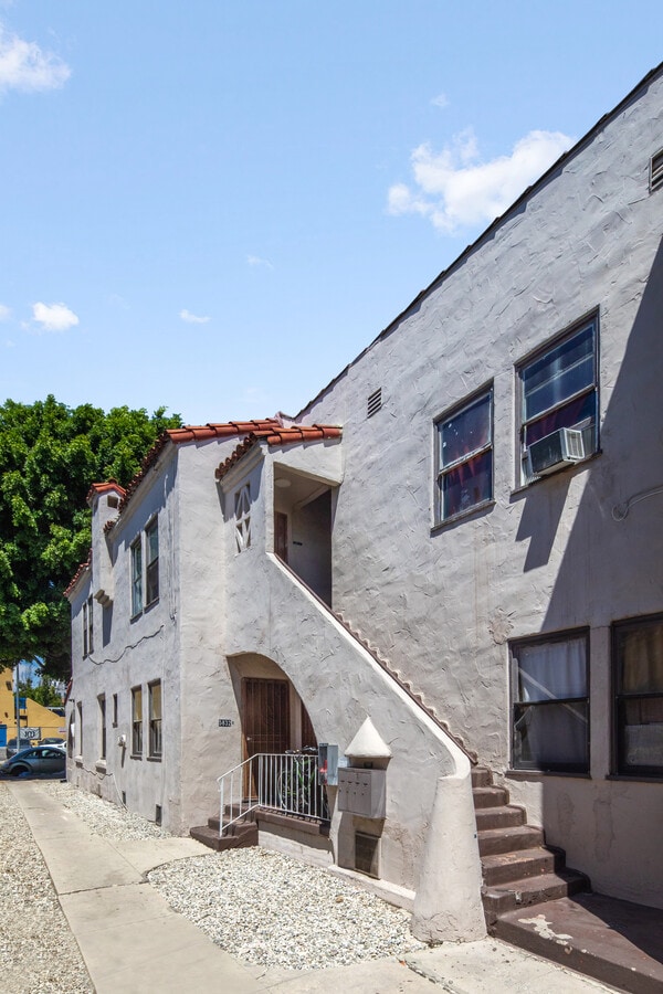 5830 La Mirada Ave, Los Angeles, CA 90038 | LoopNet 5830 La Mirada Ave, Los Angeles, CA 90038 | LoopNet