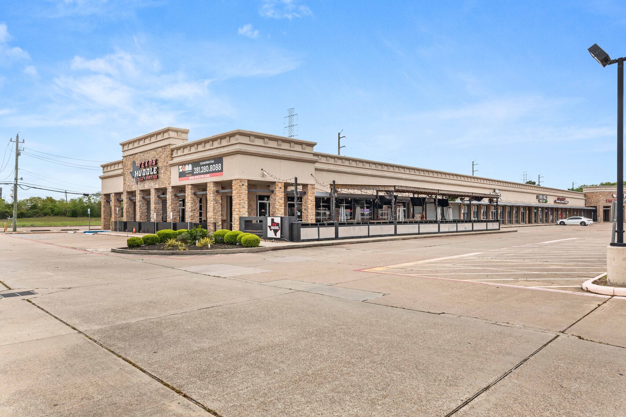 803 E NASA Rd 1, Webster, TX 77598 - Challenger Plaza | LoopNet