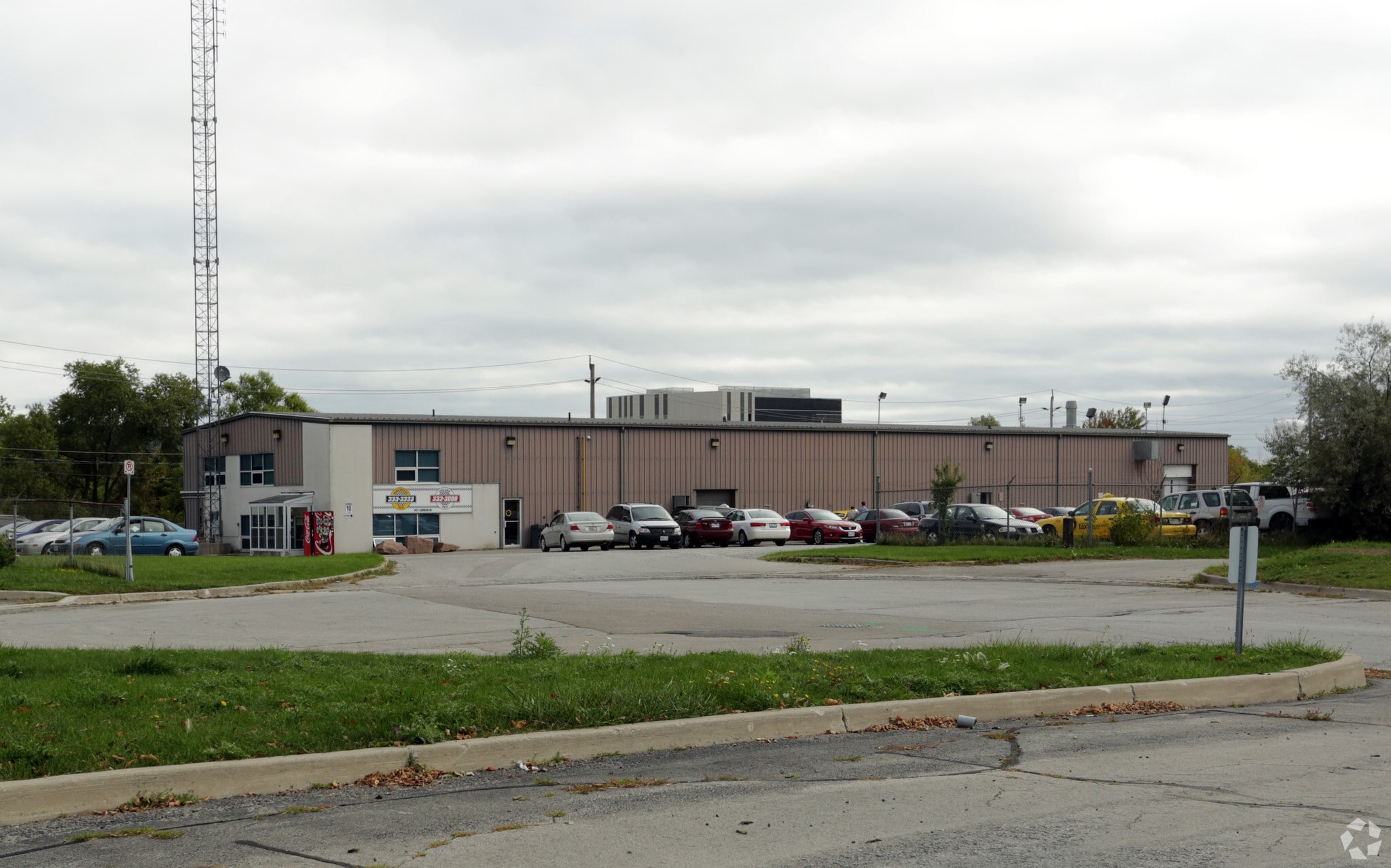 3472 Landmark Rd, Burlington, ON L7M 1S8 | LoopNet