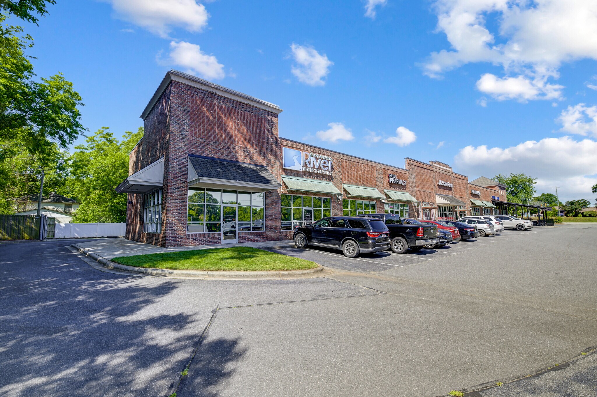 200 Dobys Bridge Rd, Fort Mill, SC 29715 - Shoppes at Towne Square ...