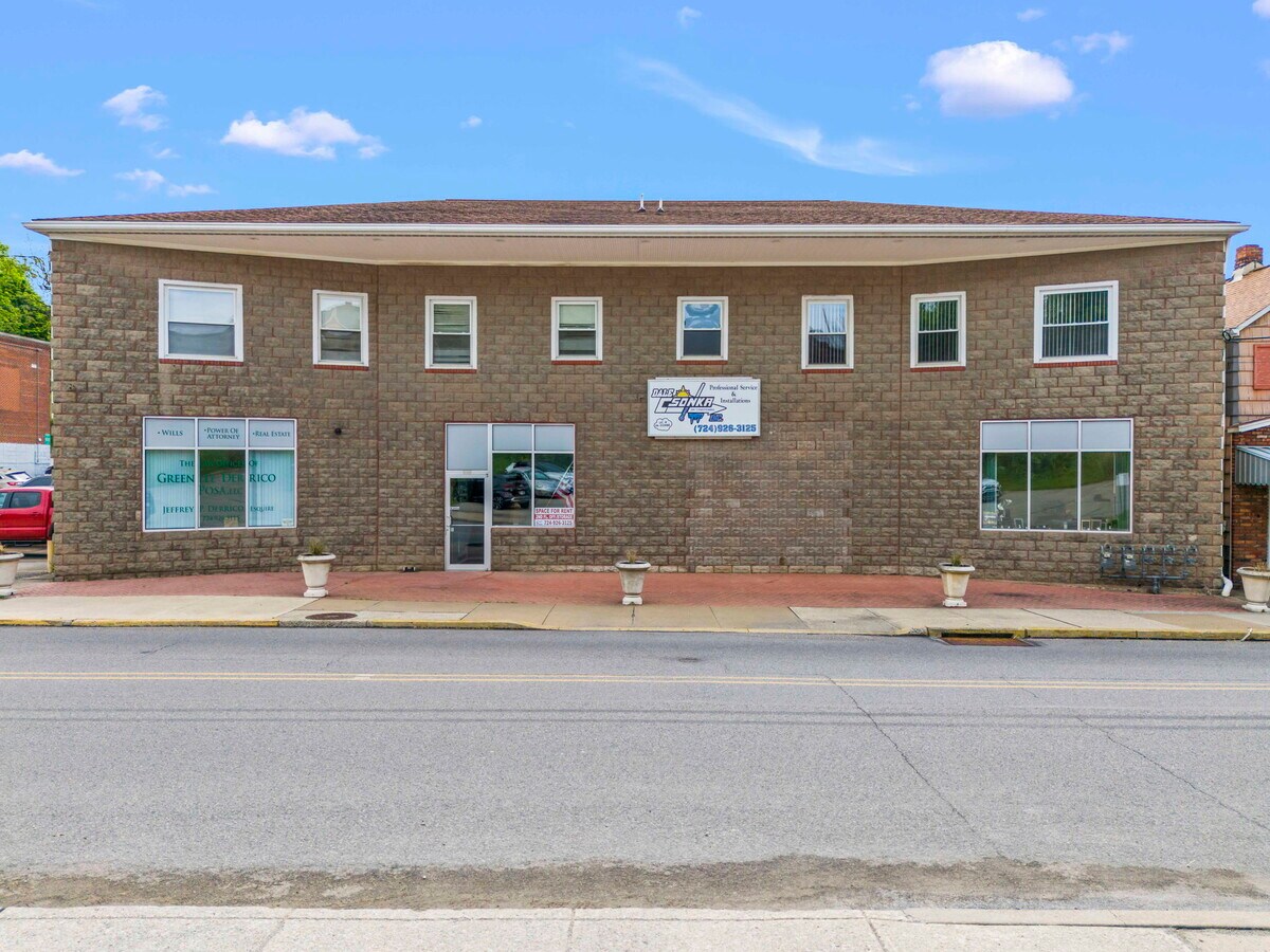 138 N McDonald St, Mc Donald, PA 15057 | LoopNet