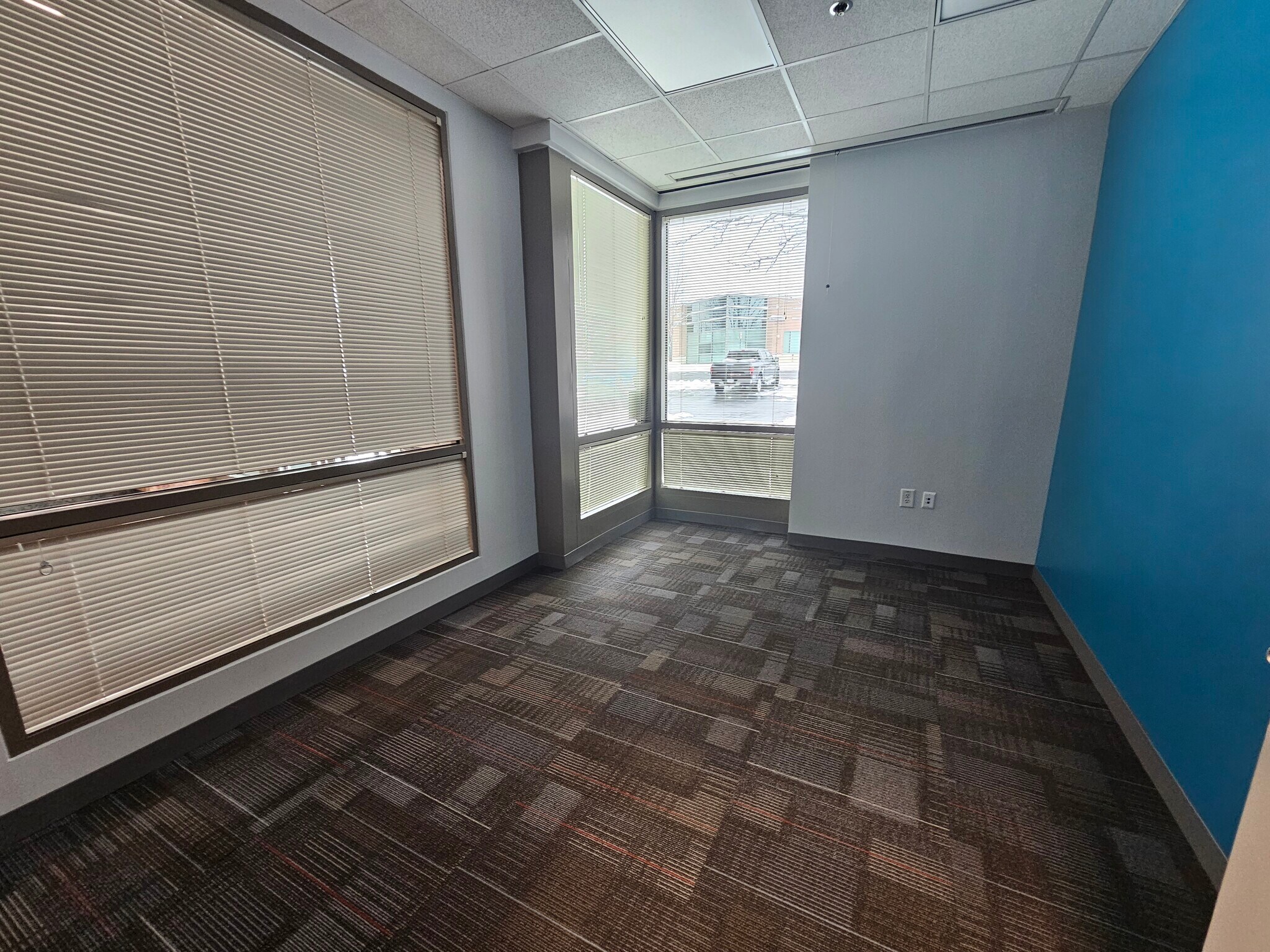 3928 Pender Dr, Fairfax, VA 22030 - Pender Business Park | LoopNet