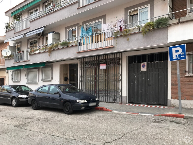 28042 Madrid - Calle Saturno | LoopNet