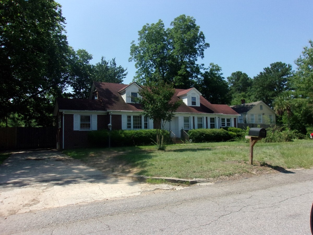 1344 Omarest Dr, Columbia, SC 29210 | LoopNet