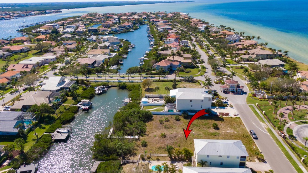 6409 Marbella Blvd, Apollo Beach, FL 33572 | LoopNet