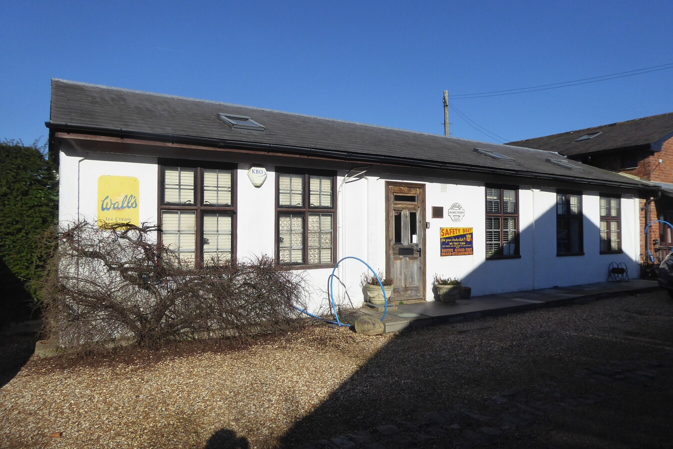 Runfold St. George, Farnham, GU10 1PL | LoopNet