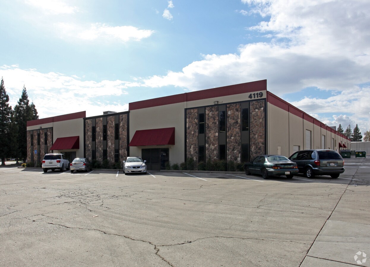 4119 N Freeway Blvd, Sacramento, CA 95834 | LoopNet