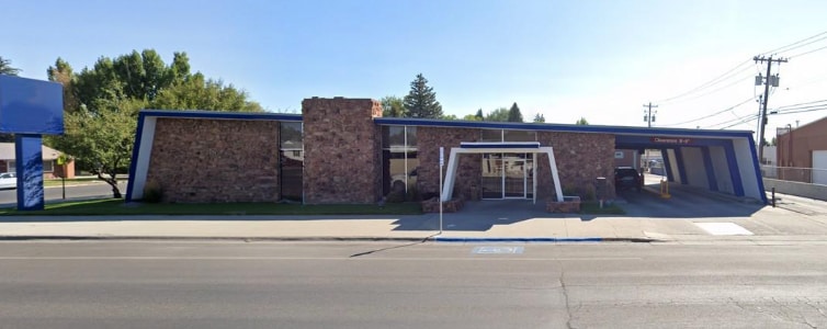 215 N Broadway Ave, Riverton, WY 82501 - U.S. Bank | LoopNet