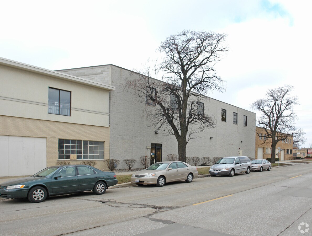 9933 Franklin Ave, Franklin Park, IL 60131 | LoopNet