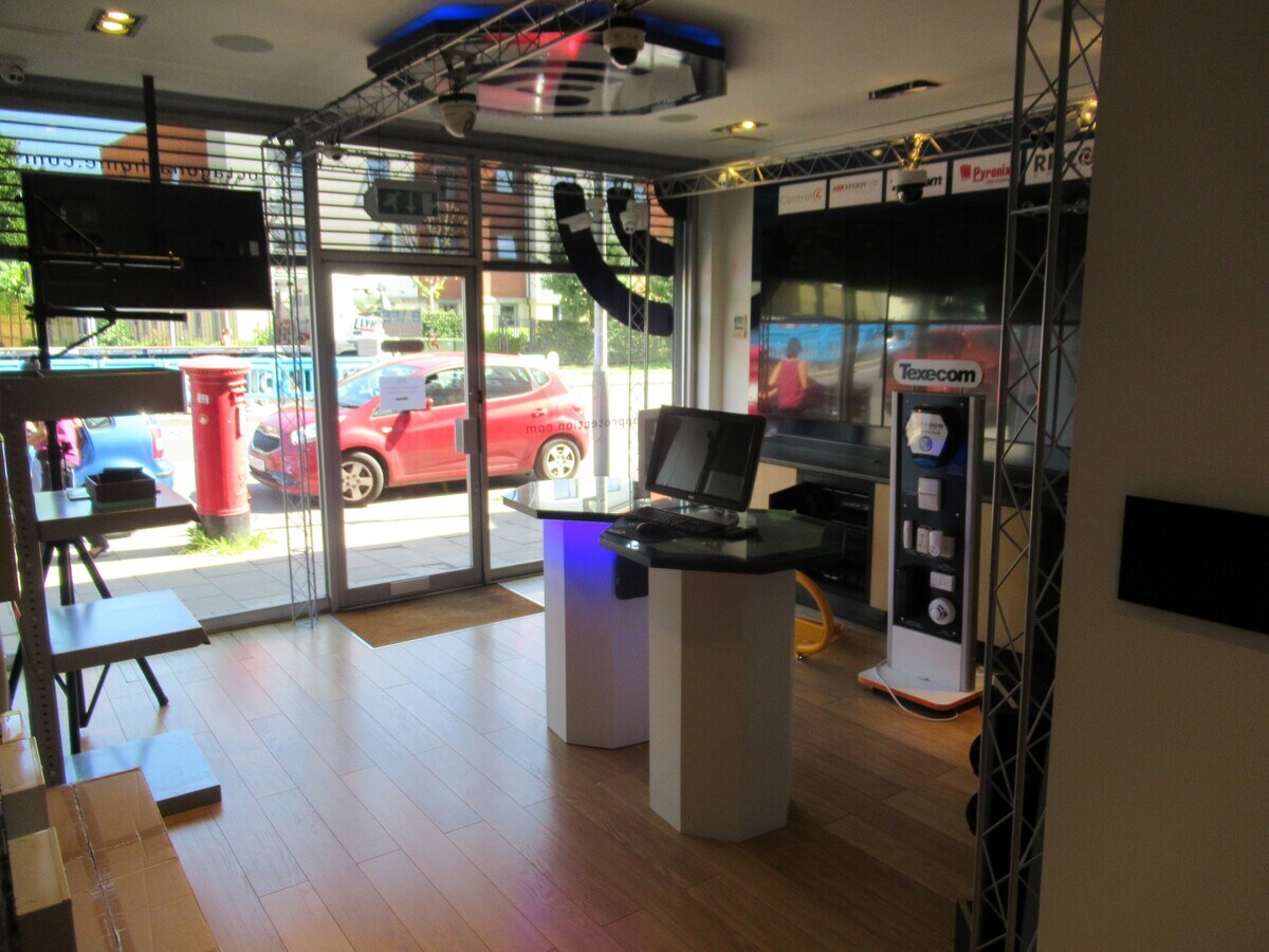 85-87 High Rd, Uxbridge, UB10 8LH | LoopNet