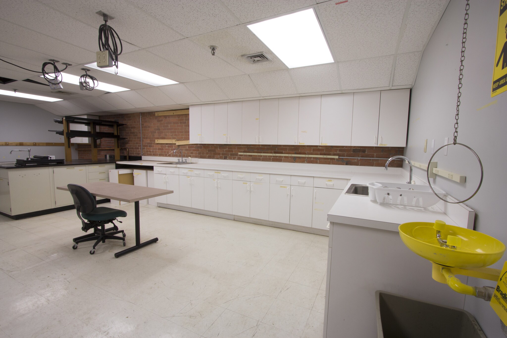 63 Great Rd, Maynard, MA 01754 - Mill Pond Square | LoopNet