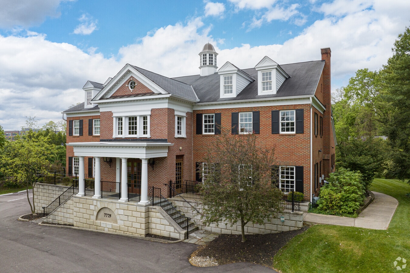 7775 Cooper Rd, Montgomery, OH 45242 - Office for Lease | LoopNet