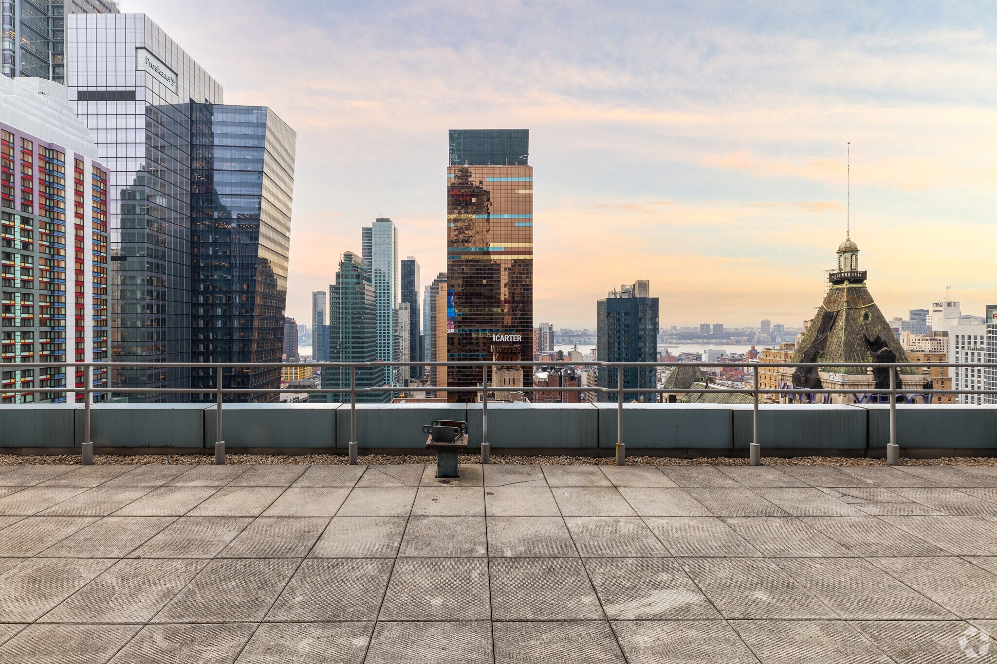 3 Times Sq, New York, NY 10036 - 3 Times Square | LoopNet