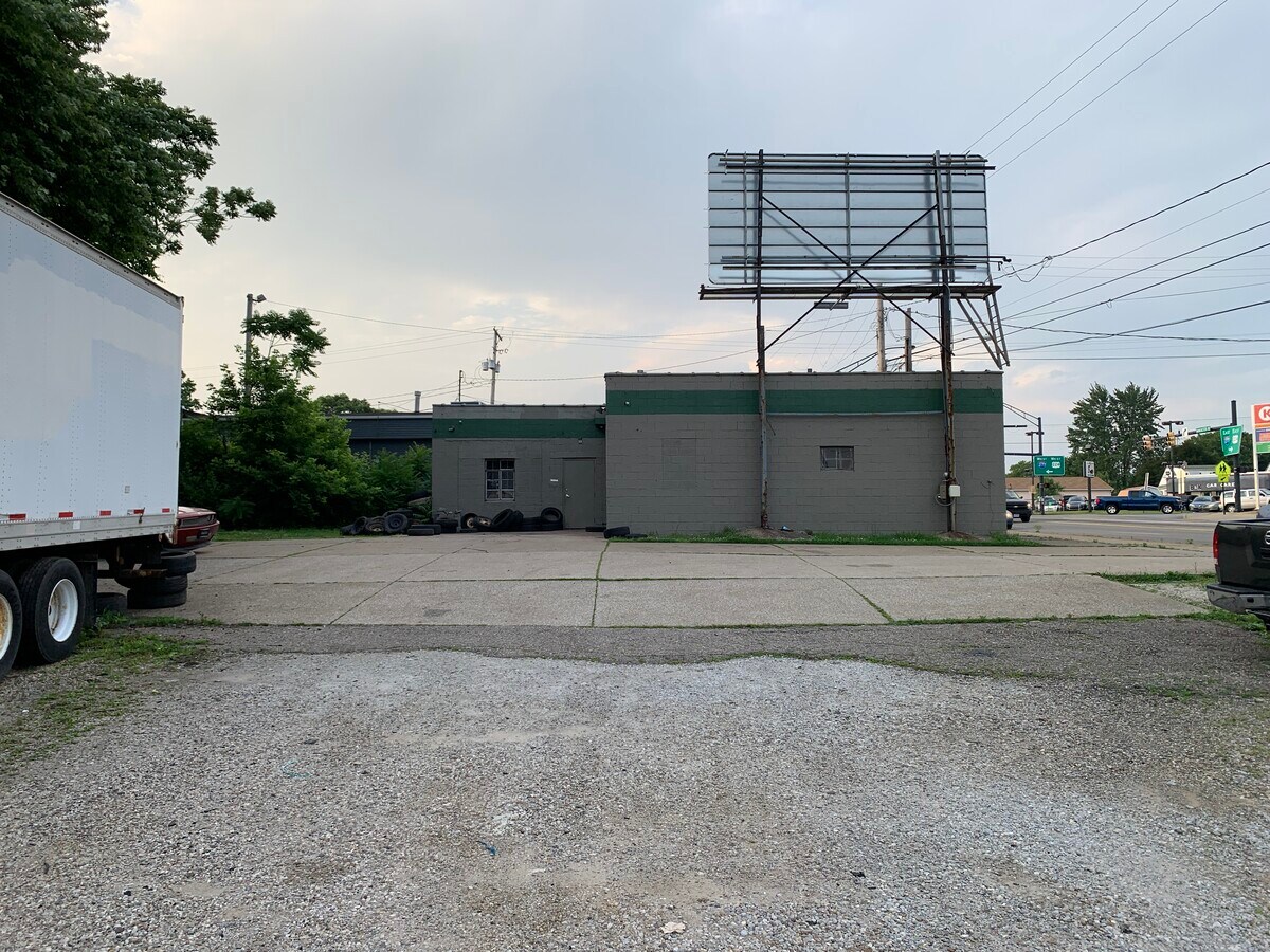 2526 Manchester Rd, Akron, OH 44319 | LoopNet