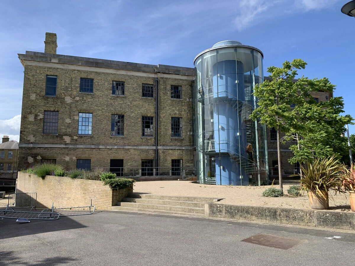 College Rd, Portsmouth, PO1 3LR - Boathouse 6 | LoopNet