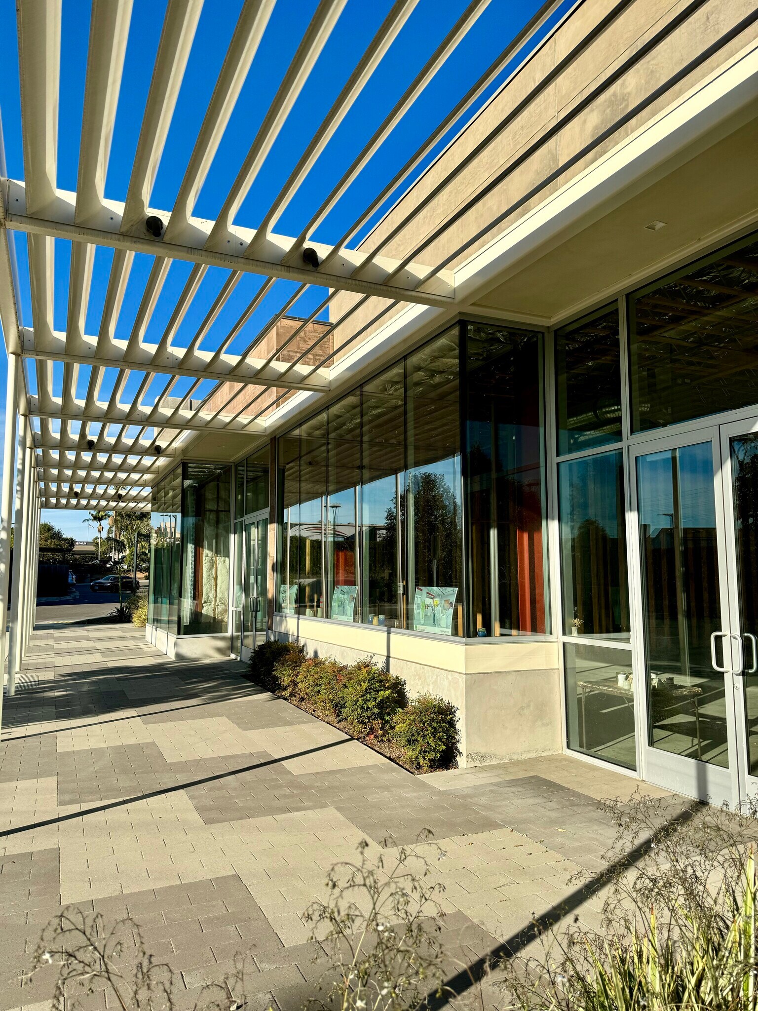 1939-1987 S Victoria Ave, Ventura, CA 93003 - Retail for Lease | LoopNet