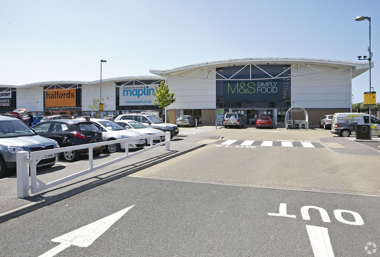 Maybrook Retail Park, Canterbury, KEN CT1 1ZG | LoopNet