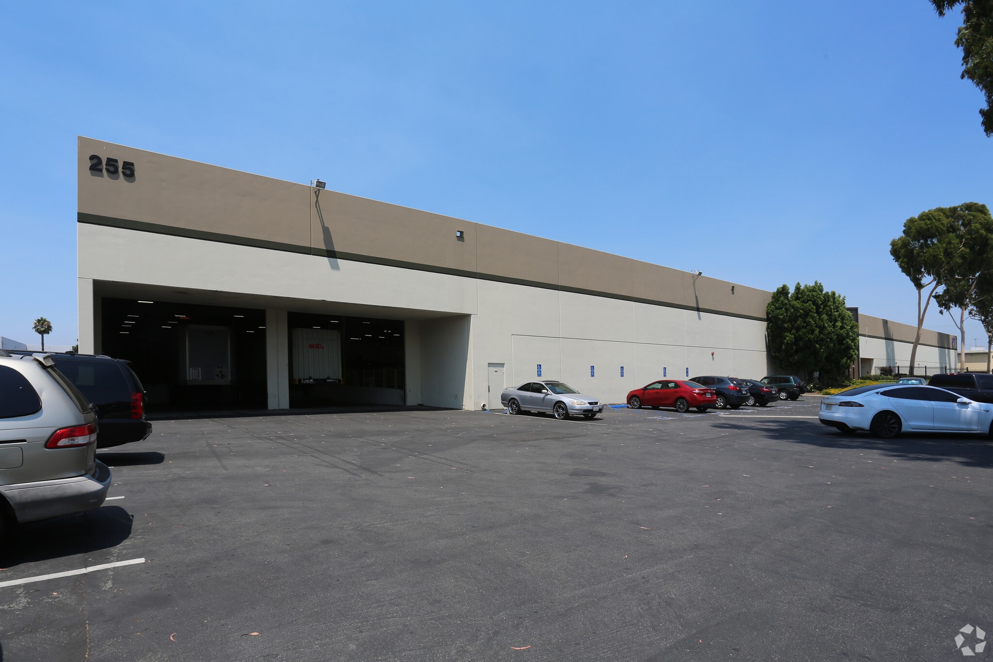 255 W Manville St, Compton, CA 90220 - Bldg 6 | LoopNet