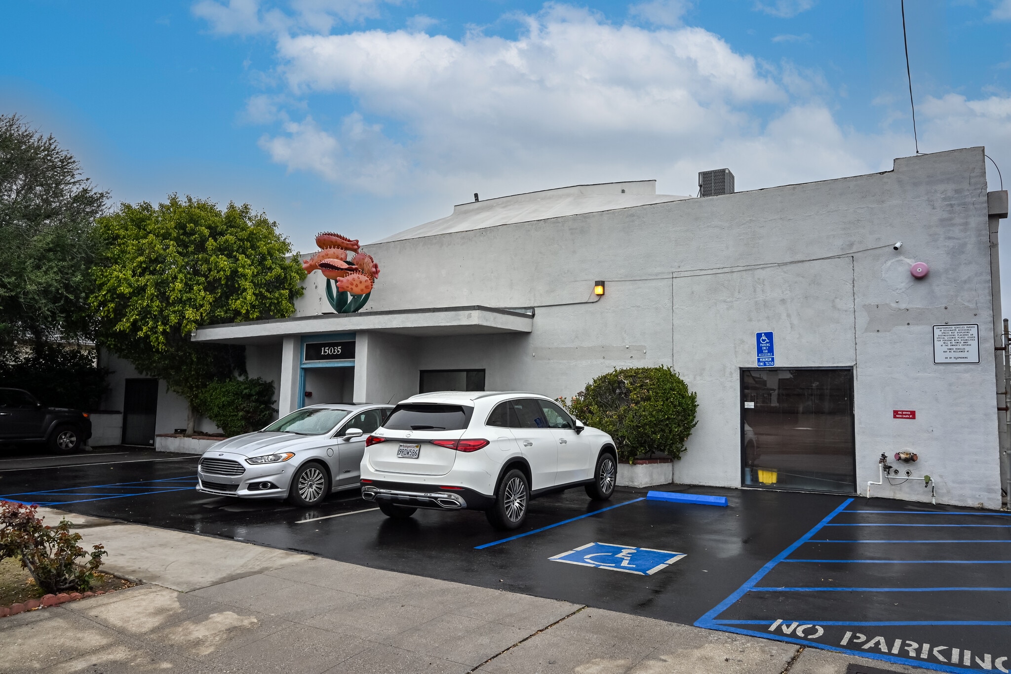 15023-15035 Califa St, Van Nuys, CA 91411 - Industrial for Lease | LoopNet