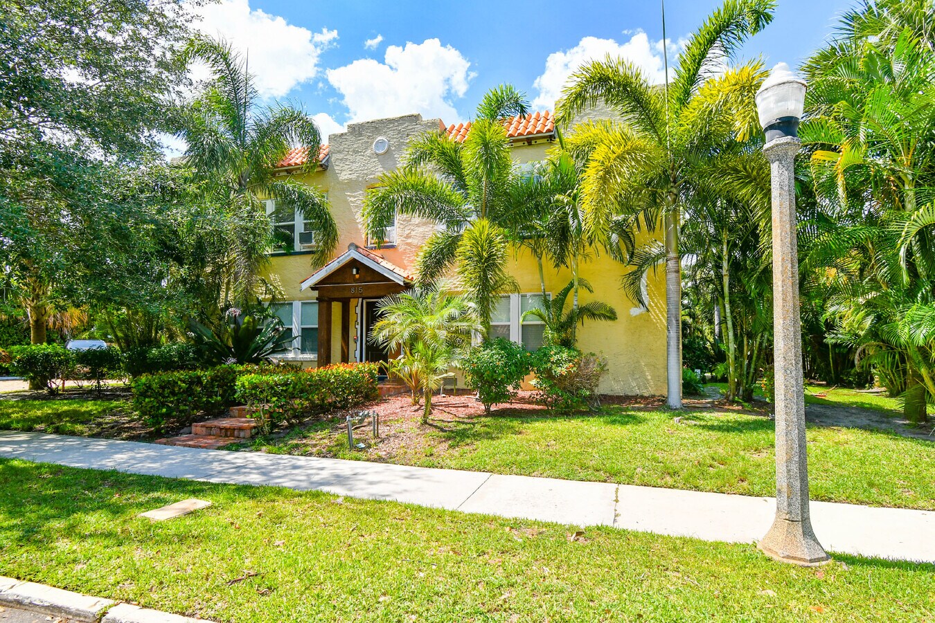 815 Upland Rd, West Palm Beach, FL 33401 | LoopNet