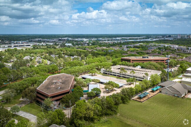 Commercial Real Estate Auctions | LoopNet