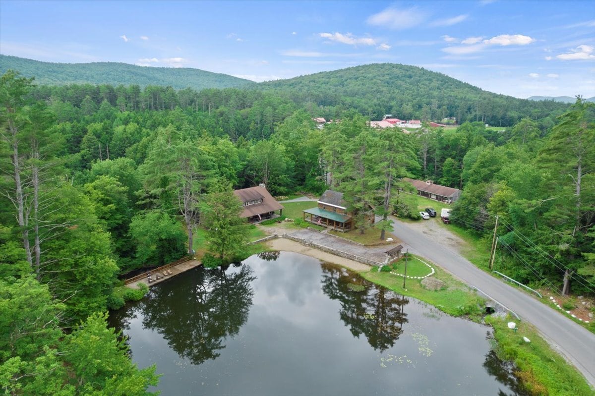 746 Howe Rd, Lake Luzerne, NY 12846 - Painted Pony Ranch | LoopNet