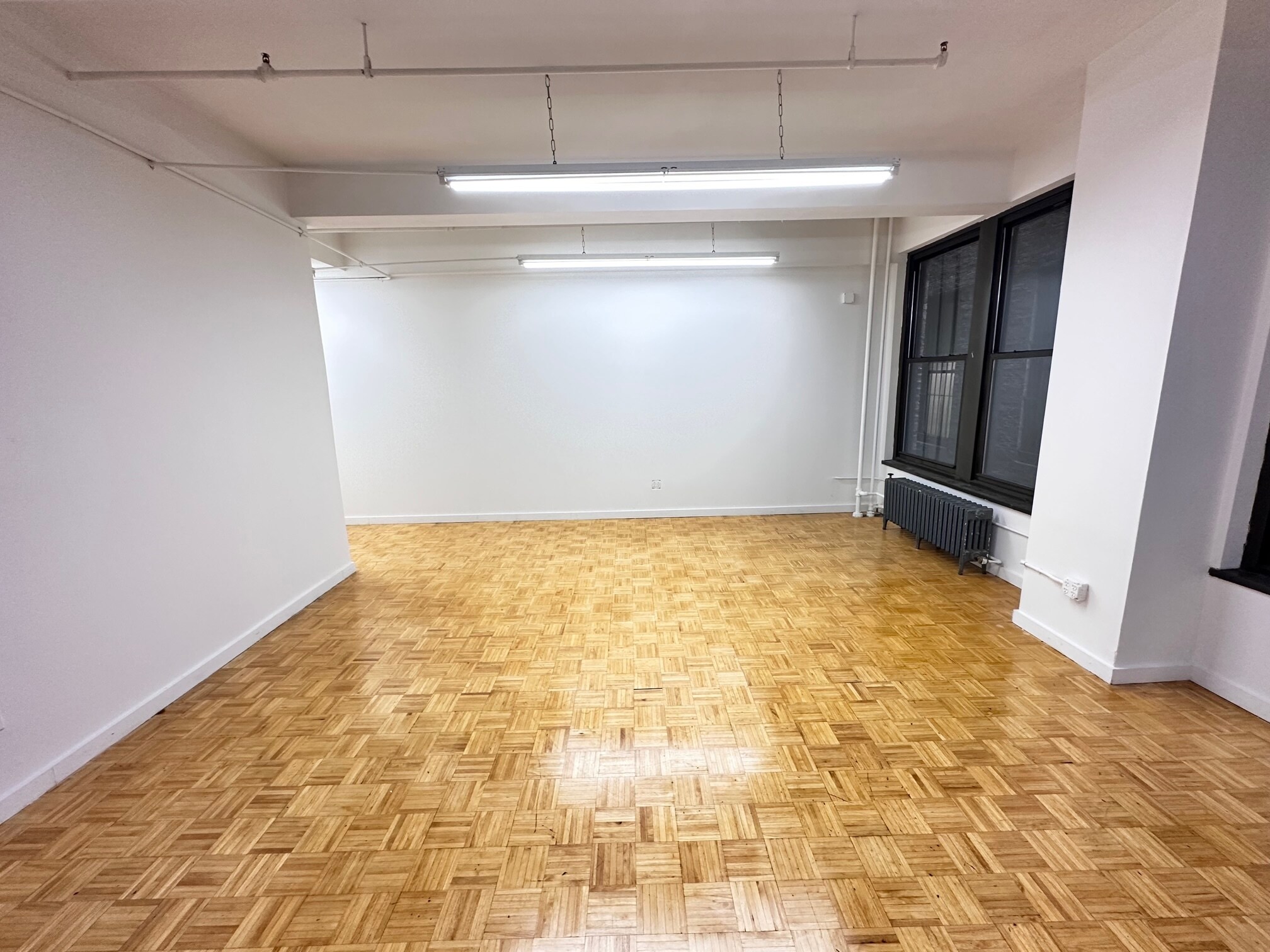 147 W 35th St, New York, NY 10001 - Office for Lease | LoopNet