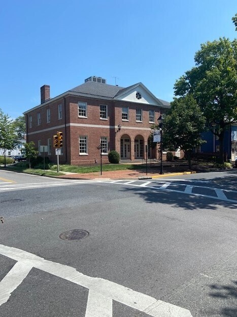 30 N Harrison St, Easton, MD 21601 | LoopNet