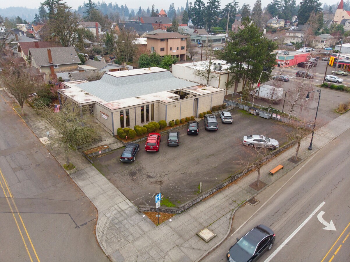 710 Center St, Oregon City, OR 97045 - Office for Sale | LoopNet