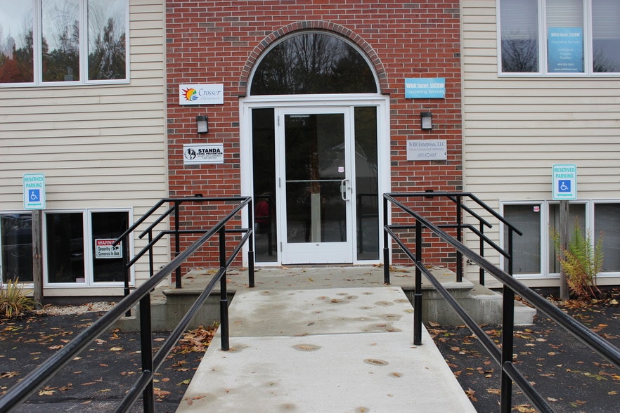 60 Rochester Hill Rd, Rochester, NH 03867 | LoopNet