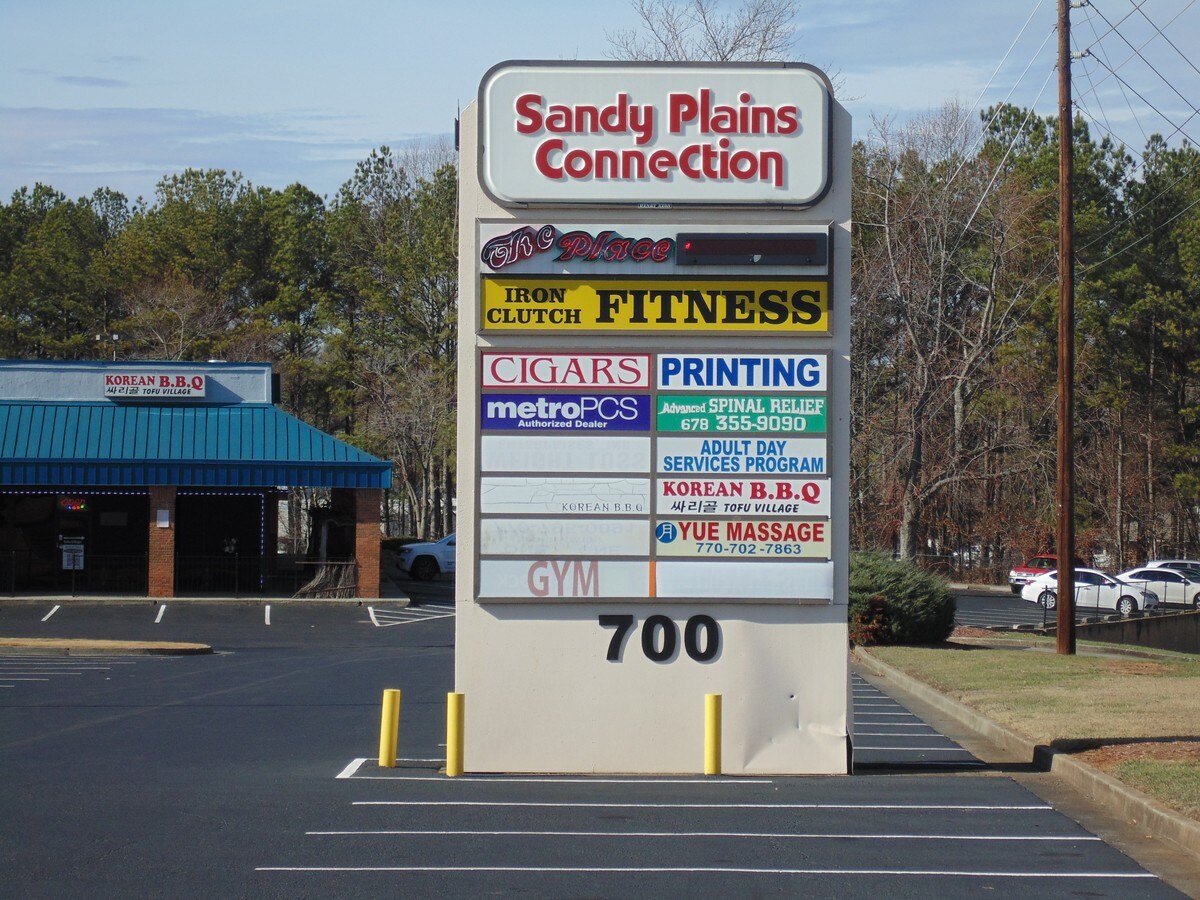 700 Sandy Plains Rd Marietta Ga 30066 Loopnet