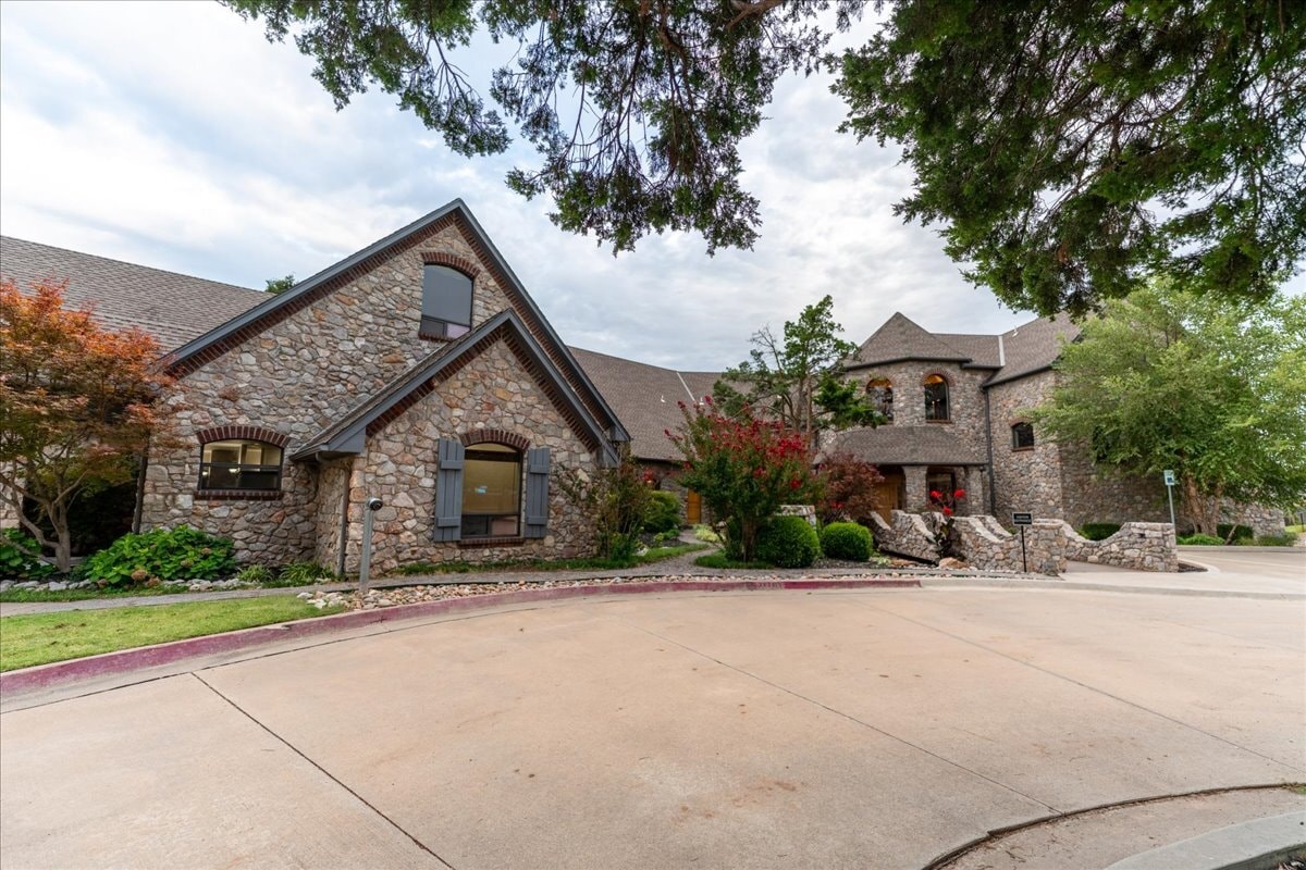 4242 N Meridian Ave, Oklahoma City, OK 73112 | LoopNet