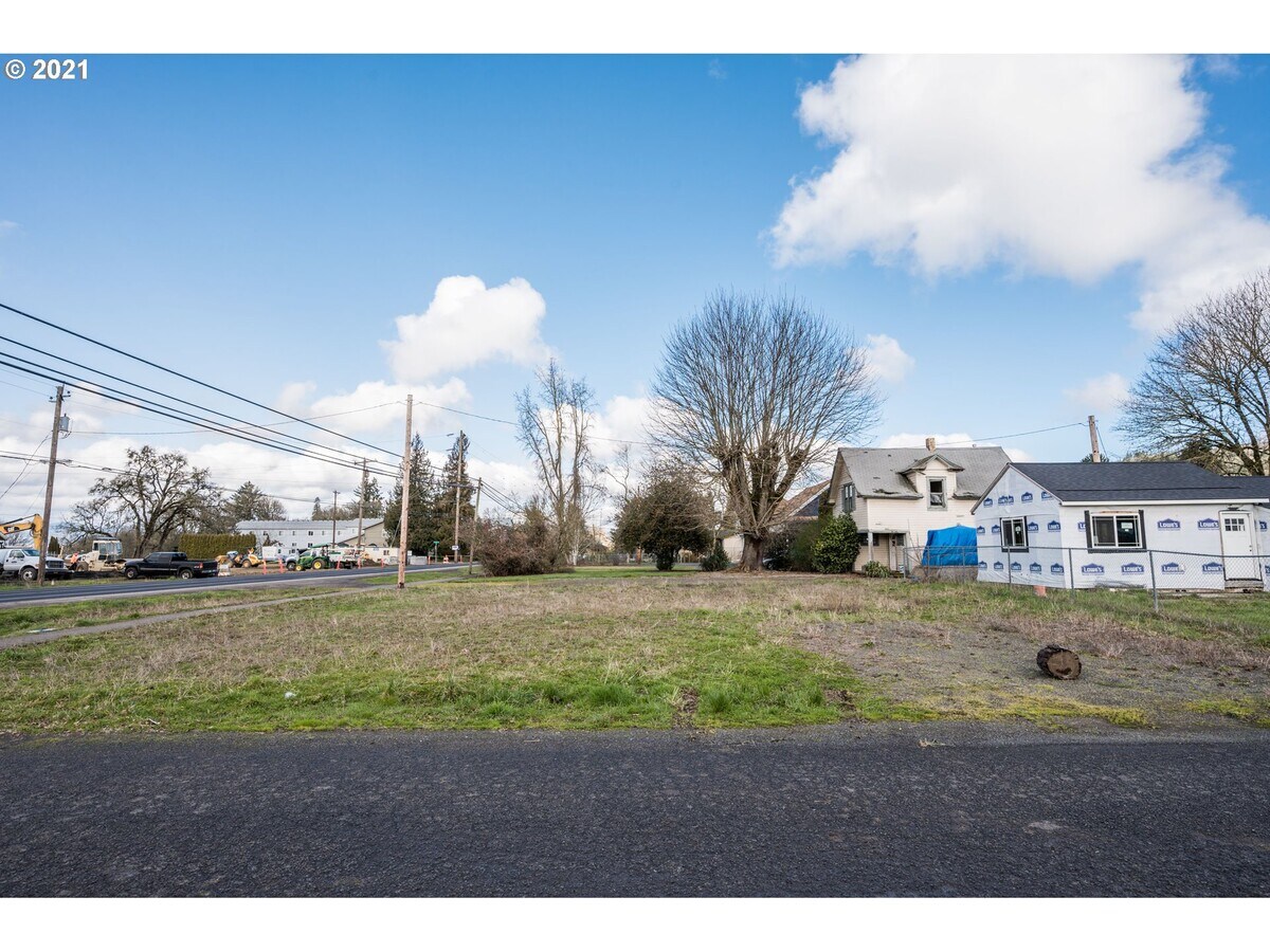 113 S Trade St, Amity, OR 97101 | LoopNet