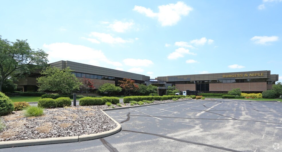 5085 Reed Rd, Columbus, OH 43220 | LoopNet